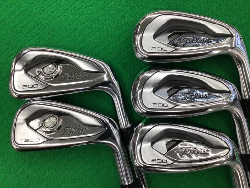 タイプ男性用利き手右利き商品コード2100400070943クラブ種別アイアンセットメーカー名タイトリスト商品名Titleist　T200　5S発売年2019シャフトNS　PRO　950GH　neoシャフト材質メーカーフレックスSフレックス...