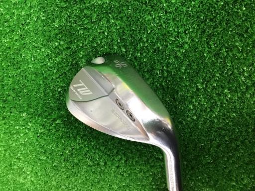 タイプ男性用利き手右利き商品コード2100401277938クラブ種別ウェッジメーカー名イオンスポーツ商品名TOUR　WEDGE　TW　56°／12°発売年2019シャフトリシャフトシャフト材質リシャフトメーカーフレックスその他フレックスそ...