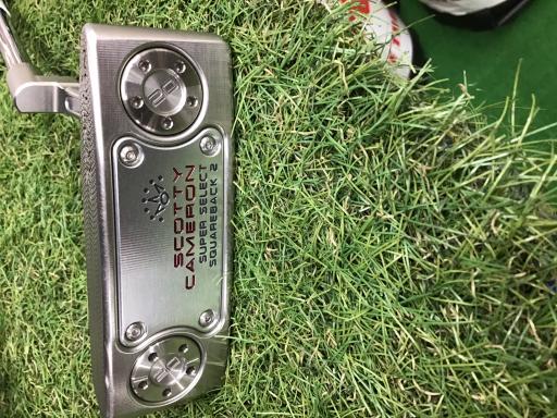 タイプ男性用利き手右利き商品コード2100391996406クラブ種別パターメーカー名タイトリスト商品名SCOTTY　CAMERON　SUPER　SELECT　SQUAREBACK　2　33インチ発売年2023シャフトスチールシャフト材質ス...