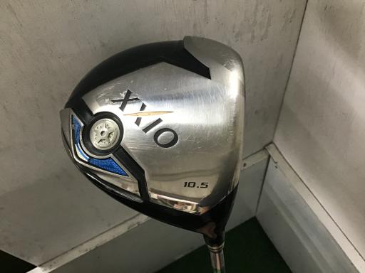 タイプ男性用利き手右利き商品コード2100373405056クラブ種別ドライバーメーカー名ダンロップ商品名XXIO（2012）　10．5°発売年2011シャフトXXIO　MP700（ドライバー）シャフト材質カーボンメーカーフレックスSRフレ...