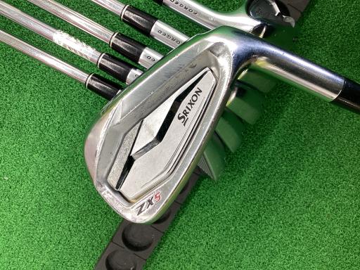 タイプ男性用利き手右利き商品コード2100387004023クラブ種別アイアンセットメーカー名ダンロップ商品名SRIXON　ZX5　6S発売年2020シャフトNS　PRO　950GH　D．S．Tシャフト材質メーカーフレックスSフレックスSク...