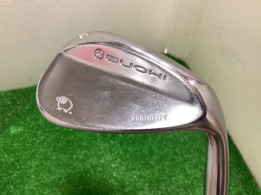 タイプ男性用利き手右利き商品コード2100401658560クラブ種別ウェッジメーカー名FUSO　DREAM商品名BUCHI　T22W　52°発売年シャフト純正特注シャフトシャフト材質その他メーカーフレックスSフレックスSクラブセット組合せ...