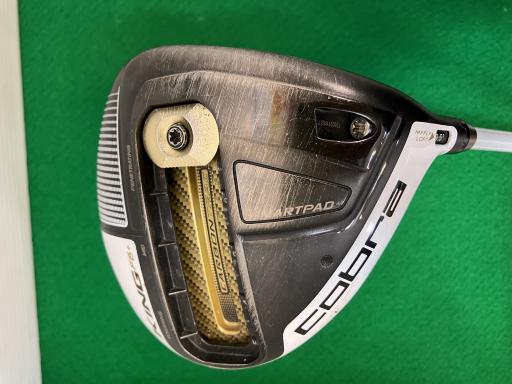 タイプ男性用利き手右利き商品コード2100402762389クラブ種別ドライバーメーカー名コブラ商品名KING　F6＋　1W（ホワイト）　発売年2016シャフトCobra　ATTAS　5シャフト材質カーボンメーカーフレックスSフレックスSク...