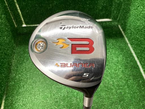 タイプ男性用利き手右利き商品コード2100402664591クラブ種別フェアウェイウッドメーカー名テーラーメイド商品名BURNER（2008）　5W（18°）　USA発売年2008シャフトRE−AX　SF　49　FWシャフト材質カーボンメー...
