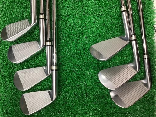 タイプ男性用利き手右利き商品コード2100393542908クラブ種別アイアンセットメーカー名ダンロップ商品名SRIXON　Z945　8S発売年2014シャフト純正特注シャフトシャフト材質メーカーフレックスXフレックスXクラブセット組合せ内...