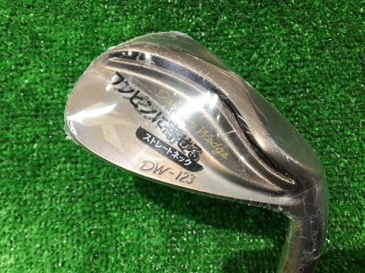 タイプ男性用利き手右利き商品コード2100340679978クラブ種別ウェッジメーカー名キャスコ商品名Dolphin　Wedge　DW−123　Copper　52°発売年2023シャフトNS　PRO　950GH　neoシャフト材質スチールメ...