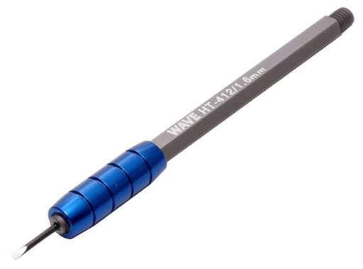 刃幅:1.6mm。 刃先形状は彫刻作業に使いやすい平刀 (両刃) ・グリップは刃幅ごとに別色のアルマイト仕上げ。