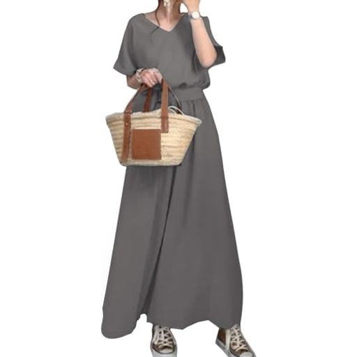 【一枚で決まるワンピース レディース】春夏のワンピースによくある「シルエットが広がりすぎる」「体型が目立つ」といった悩みに配慮したシャツワンピース レディース。高めのウエスト位置にゴム仕様を採用し、自然なメリハリを演出。さらに取り外し可能な...