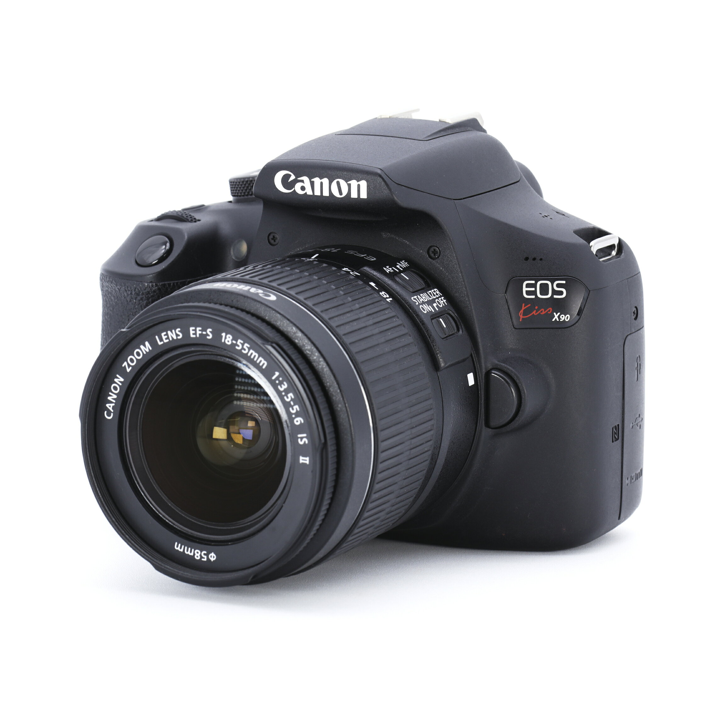 Canon EOS Kiss X90 EF-S18-55 IS II レンズキットコンディション：ほぼ新品（美品）外観・内部マウントやボディ正面向かって右下に使用に伴うスレ、ボディ側面にシール跡がございます。また、レンズ内にチリの混入がござ...
