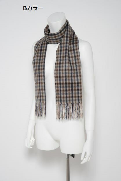 商品情報商品名EG EXCHANGE カシミヤ100%チェック柄マフラー商品説明◇暖かさはもちろん、柔らかで滑らかな肌触りのカシミヤ100%を密に織り上げて仕上げたフリンジ使いのチェック柄のマフラーです。◇男女問わず普段使いで装えるチェック...