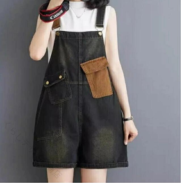 商品名 デニムサロペットパンツ　lady-1541 商品詳細サイズ：写真通りカラー: 黒色セット内容：パンツ★小物等は商品には含まれません。◆伸縮性：なし◆裏地：なし◆モデル参考：身長158CM　体重52KG Mサイズ着用夏向きのショート丈...