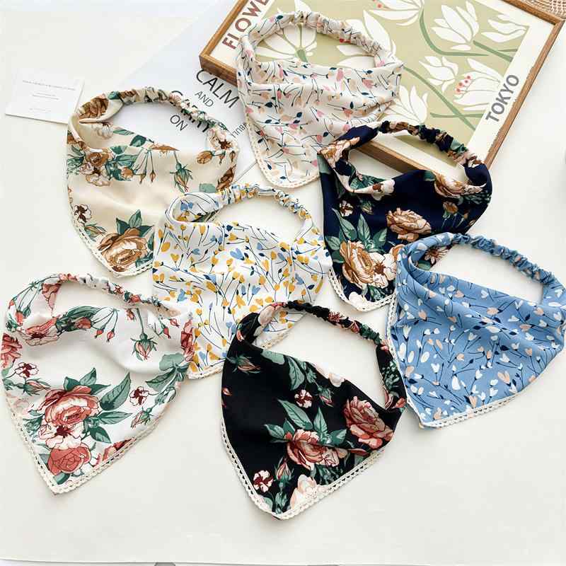 ・カテゴリ: ヘッドアクセサリー ・種類: 幅広ヘアバンド ・スタイル: シンプル ・デザイン: 幾何学模様 ・デザイン要素: レース ・カラー展開: ブラック、カーキ、ホワイト、ネイビー、ブルー