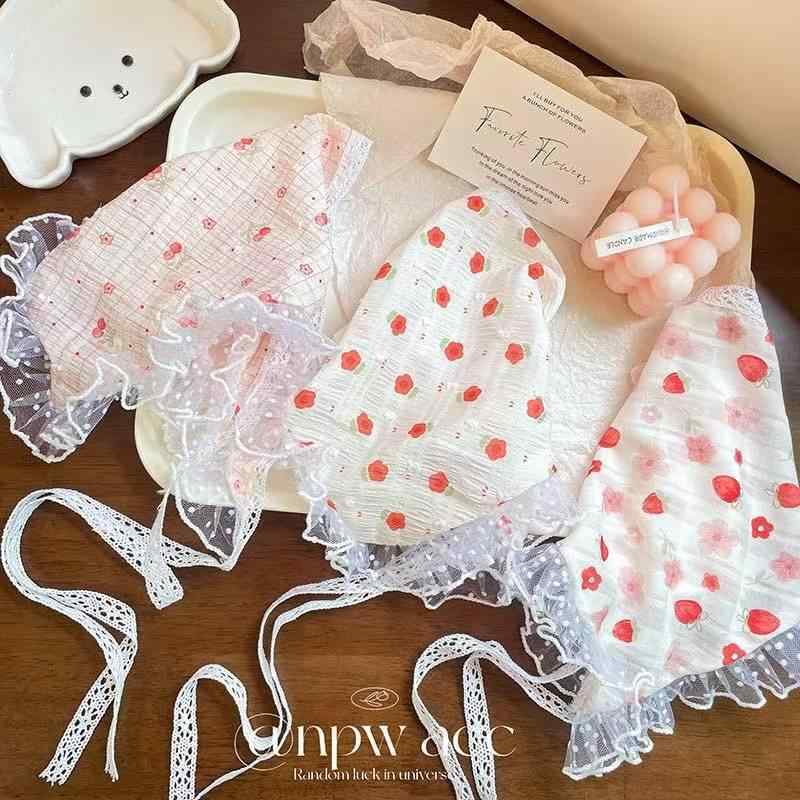 ・性別: 女性・年齢層: 成人、子供・素材: 綿・スタイル: 幅広いスタイル・編み方: 平織り・柄: 格子・デザイン要素: 小花柄・加工方法: プリント・カラー展開: レッド格子花、レッドいちご、レッド小花、ピンクブルー花、ブルーリボン、ブ...