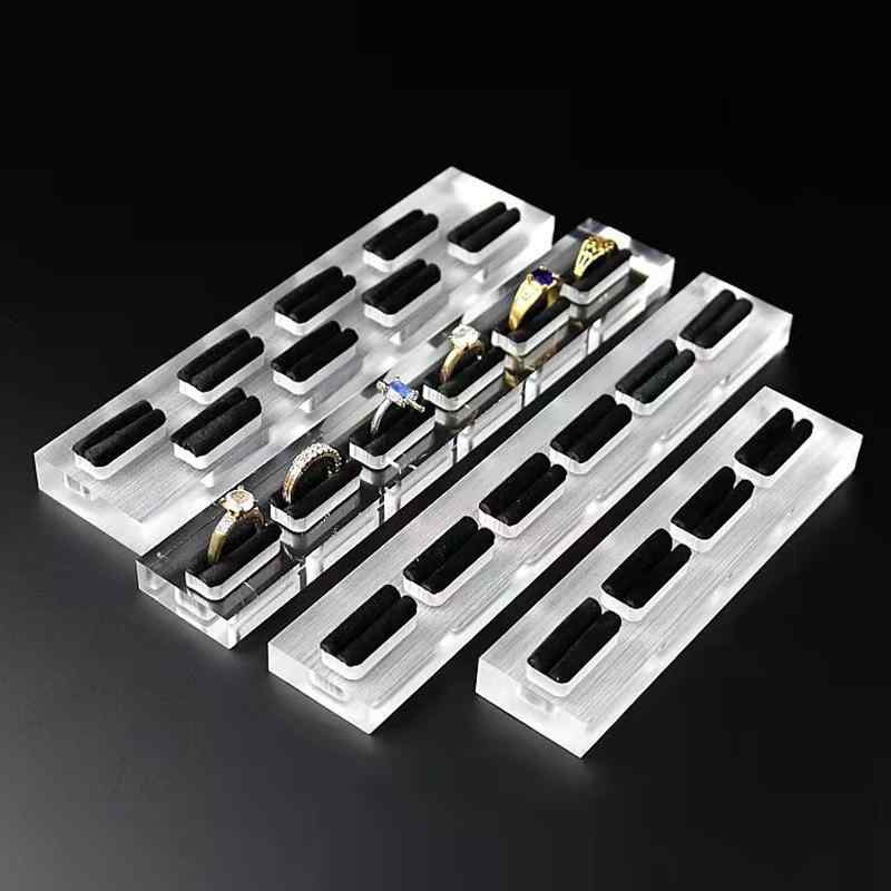 ・カテゴリ: ジュエリーディスプレイ・主な素材: アクリル・形状: スクエア・スタイル: 上質・対応個数展開: 4個用、6個用、8個用、12個用・サイズ展開: 約15×3.5cm、約22×3.5cm、約20×4.5cm、約12×12cm・カ...