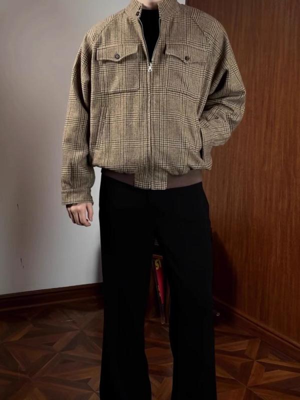 ・ネックライン: スタンドカラー ・フィット: ルーズ ・厚さ: 薄手 ・対象: 若年層 ・主な素材: ポリエステル ・シーン: スポーツ ・ディテール: マルチポケット ・丈: レギュラー ・ポケット: サイドシーム ・袖丈: 長袖 ・カ...