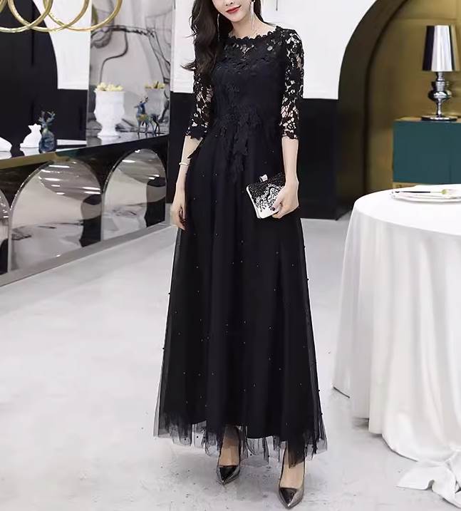 どんな特別な場面でも華やかさを演出できるドレスワンピース。ウェディングやパーティー、結婚式、演奏会、発表会、ステージ、舞台など、多彩なシーンで活躍するデザインです。色展開 ブラックサイズ XS S M L XL 2XL 3XL 4XL 5X...