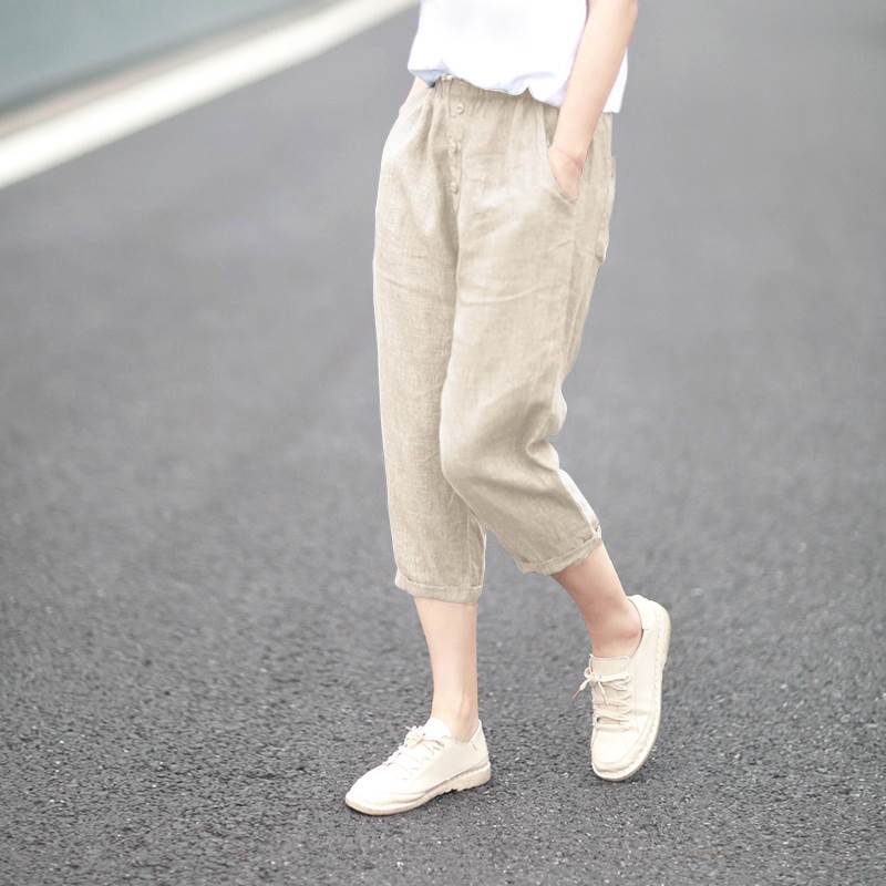カジュアルに着まわせるパンツ。ウエストゴムで楽ちんスタイル。クロップド丈で涼し気。色展開 ブラック ベージュ ブルー キャメルサイズ M L XL 2XL 3XLサイズ(cm)M /パンツ丈 76 /ヒップ 102L /パンツ丈 77 /ヒ...