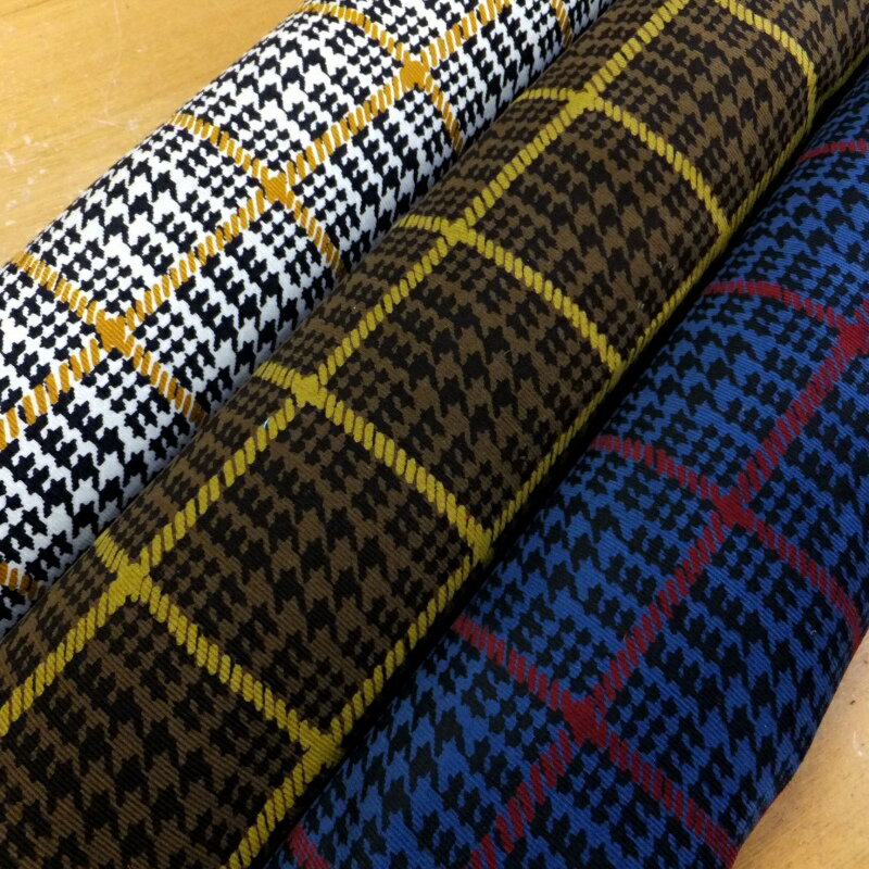 ■1カラー数量5（50cm）以上10cm単位の販売です（10cm単価） ■メール便1通分の目安：3mまで ■素材　綿100％ ■生地の種類　20Wコール天　※伸縮性はございません。 ■生地幅　約110cm ■厚さ　中厚（キャンバス・オックス...