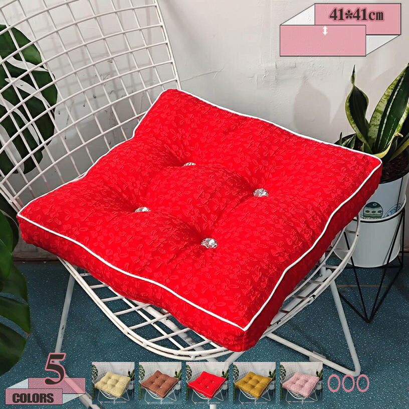 メイン素材：ポリエステル★【材質】：ポリエステルサイズ：約41*41cm【ご注意】包装は圧縮梱包状態なので、ご開封した後パンパンと叩きほぐしてください。完全に膨らむまでは約2日〜3日かかるおそれがあります。★【座り心地良い】厚手で座り心地い...