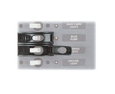 ■商品名：ブレーカースイッチガード ■パーツNo：OS-23931 ■シリーズ：4100 ■カラー：ブラック ■仕様：シングルポール用 ■数量：1個 ■状態：新品 【コ メ ン ト】 不用意に電源を切らない様、 サーキットブレーカースイッチ...