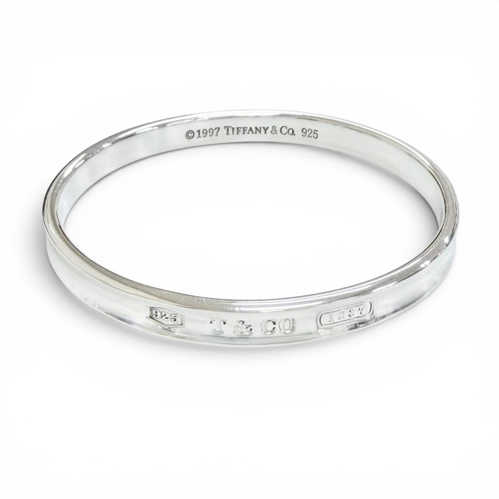 ブランド(brand) TIFFANY&Co. / ティファニー サイズ(size) 【実寸】内周：約19cm　幅：約0.6cm ランク(rank) SA ランク基準 S未使用品(弊社の検品基準による) SA極美品…数回使用した程度の未使用...