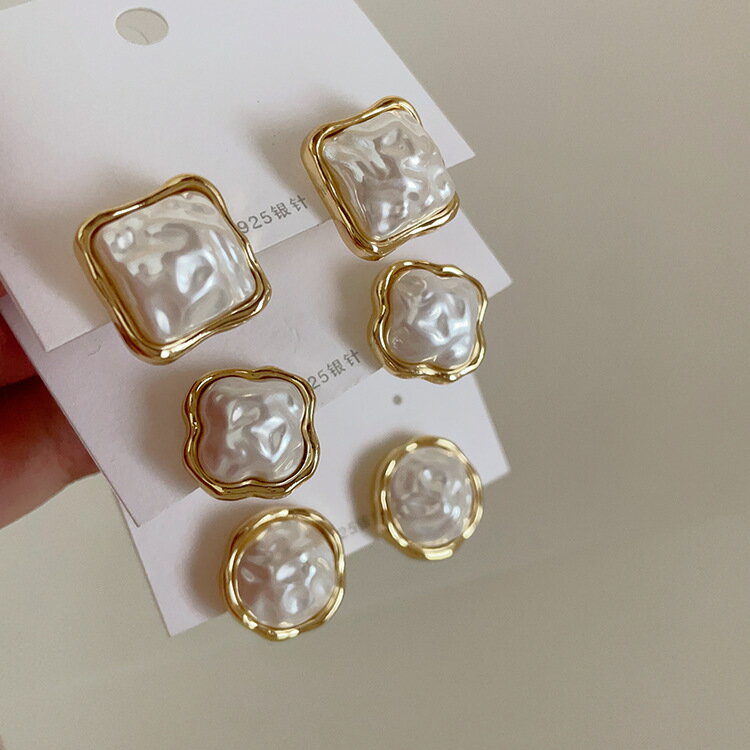 ☆手作り、海外生産の為、多少の柄ずれ、キズ、汚れがある場合がございますので、予めご了承ください。☆ 背景の小物等は撮影の為のイメージですので商品には含まれません。☆照明の具合で実際とは色合いが異なる場合がございます。☆手測りなため、製品によ...