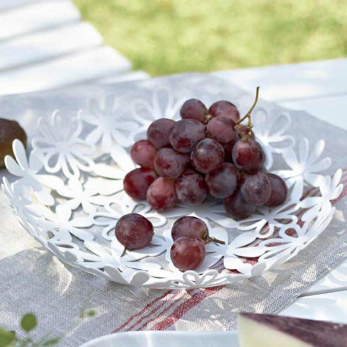 フラワーバスケット　L　ホワイト ・商品サイズ（約）：W25XD25XH5(cm) ・材質：本体:スチール（粉体塗装） ・付属品：緩衝材3枚 管理ID「#2*ya06973」