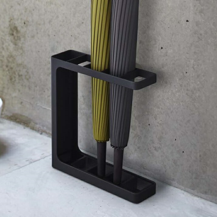 アンブレラスタンド　グラインド　ブラック ・商品サイズ（約）：W23.5XD6.5XH24.3(cm) ・材質：本体:スチール（粉体塗装）　台座:ポリプロピレン　 管理ID「#2*ya07931」