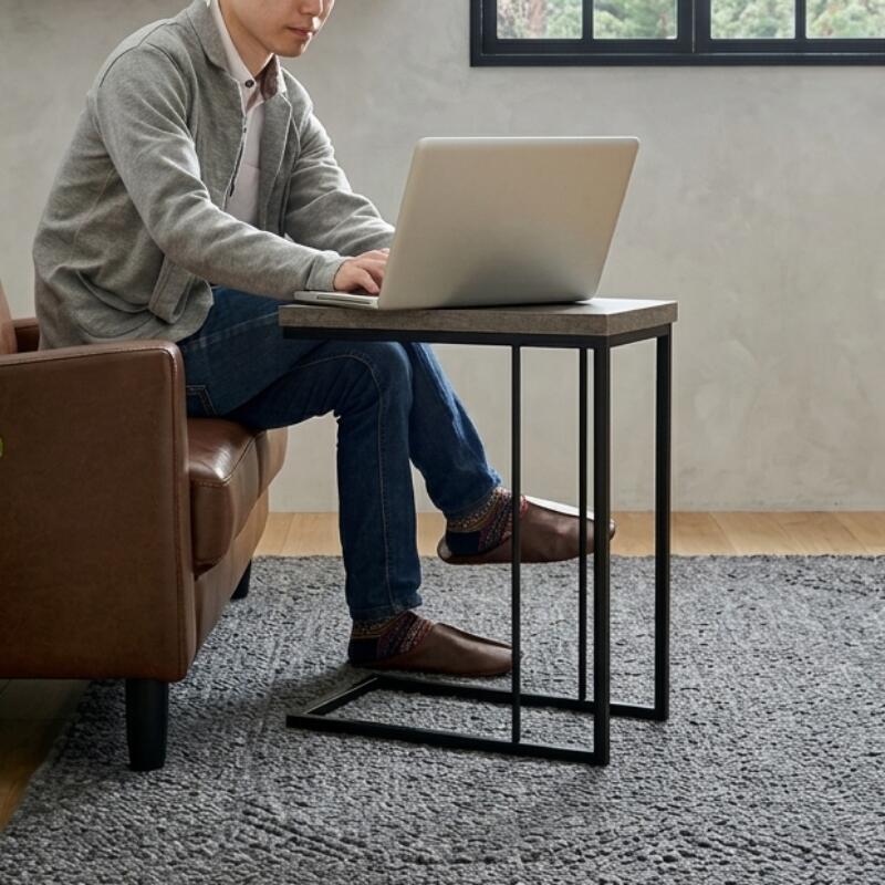 詳しくはここをクリック あんしん楽天お買物サポート最高30万円まで全額補償 INFORMATION / 商品の情報 サイドテーブル 丸 大理石調 おしゃれ ※お客様組み立て品です。 ■商品の大きさ /SIZE 幅45×奥行26×高さ55cm...