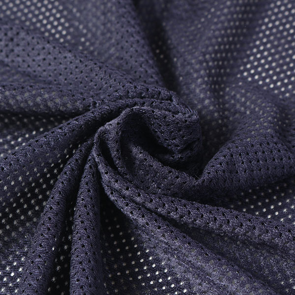 ◆商品説明◆ カラー：紺 巾：150cm 商品説明：厚さ：やや薄手・ポリエステルラッセルメッシュは透け感があり、桃肌のような繊細な微起毛でウオーム感のある素材です。プルオーバー、シャツ、などや裏地としても。 混用率：ポリエステル100% 伸...