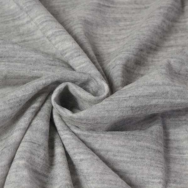◆商品説明◆ カラー：グレー 巾：120cm 商品説明：厚さ：やや薄手・からミックス感のある梳毛（細くて綺麗なウール糸）の天竺はしなやかなソフト風合いで、ウオーム感のあるニットです。プルオーバー、ワンピース、スカート、カーディガンなどに。 ...
