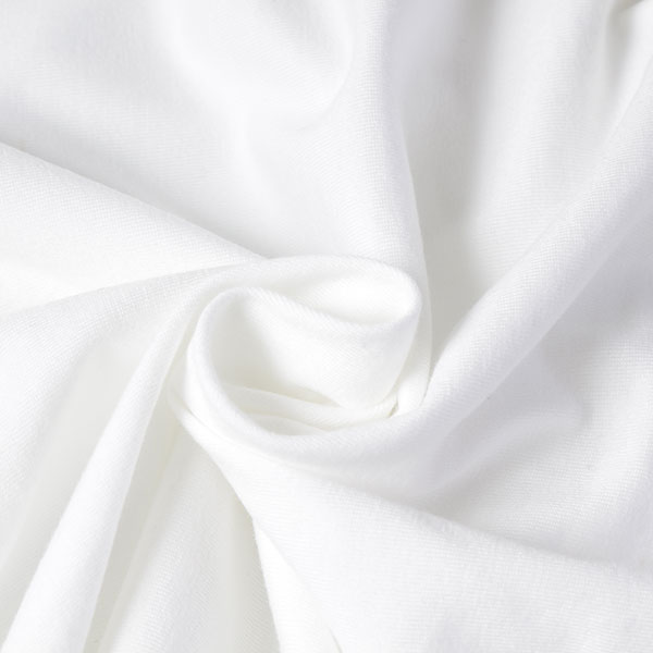 ◆商品説明◆ カラー：白 巾：筒状で1周170cm 商品説明：厚さ：やや薄手・コーマー(細くてきれいなコットン糸）天竺は、度目が詰まって、控えめな光沢があり、、特殊丸仕上げでナチュラルなソフト風合いのニットです。肌触りも良くインナーやプルオ...