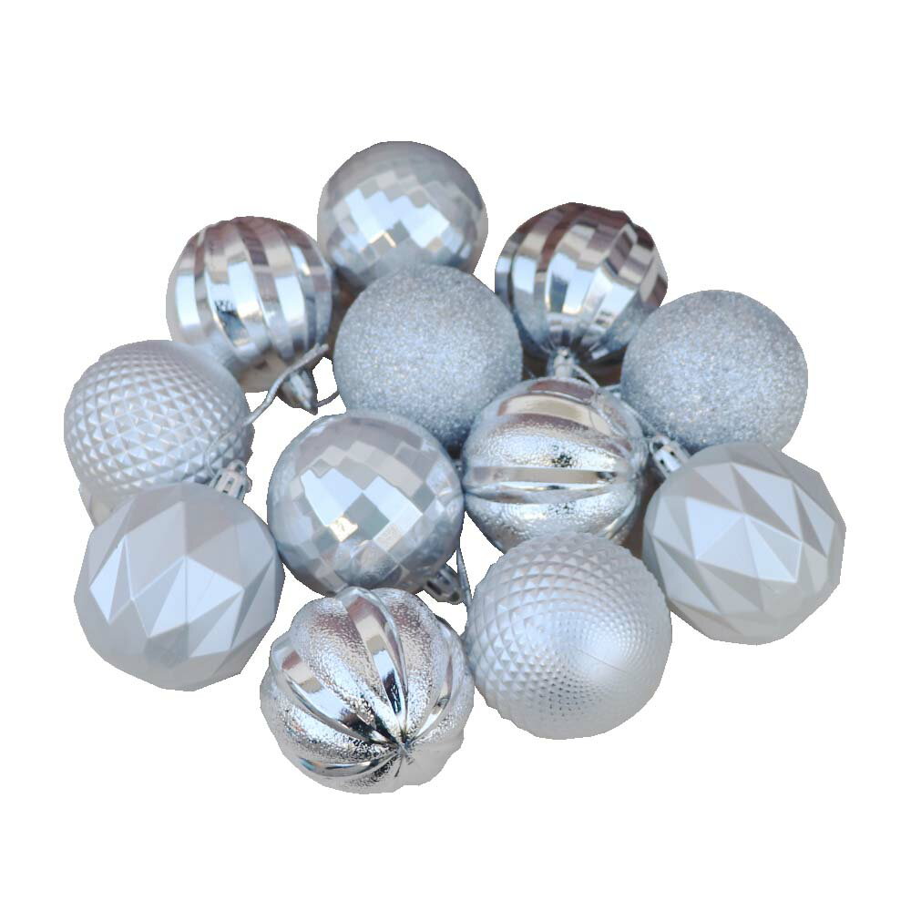 クリスマスツリー用のカラーボール12個入り 大きさ：直径6cm 紐付き クリスマスツリーの飾りつけに。 お部屋のインテリアに。また店舗のディスプレイにもおすすめ。 コンパクトなサイズなのでテーブルに置いたり棚に飾り付けできます。 材質：プラ...