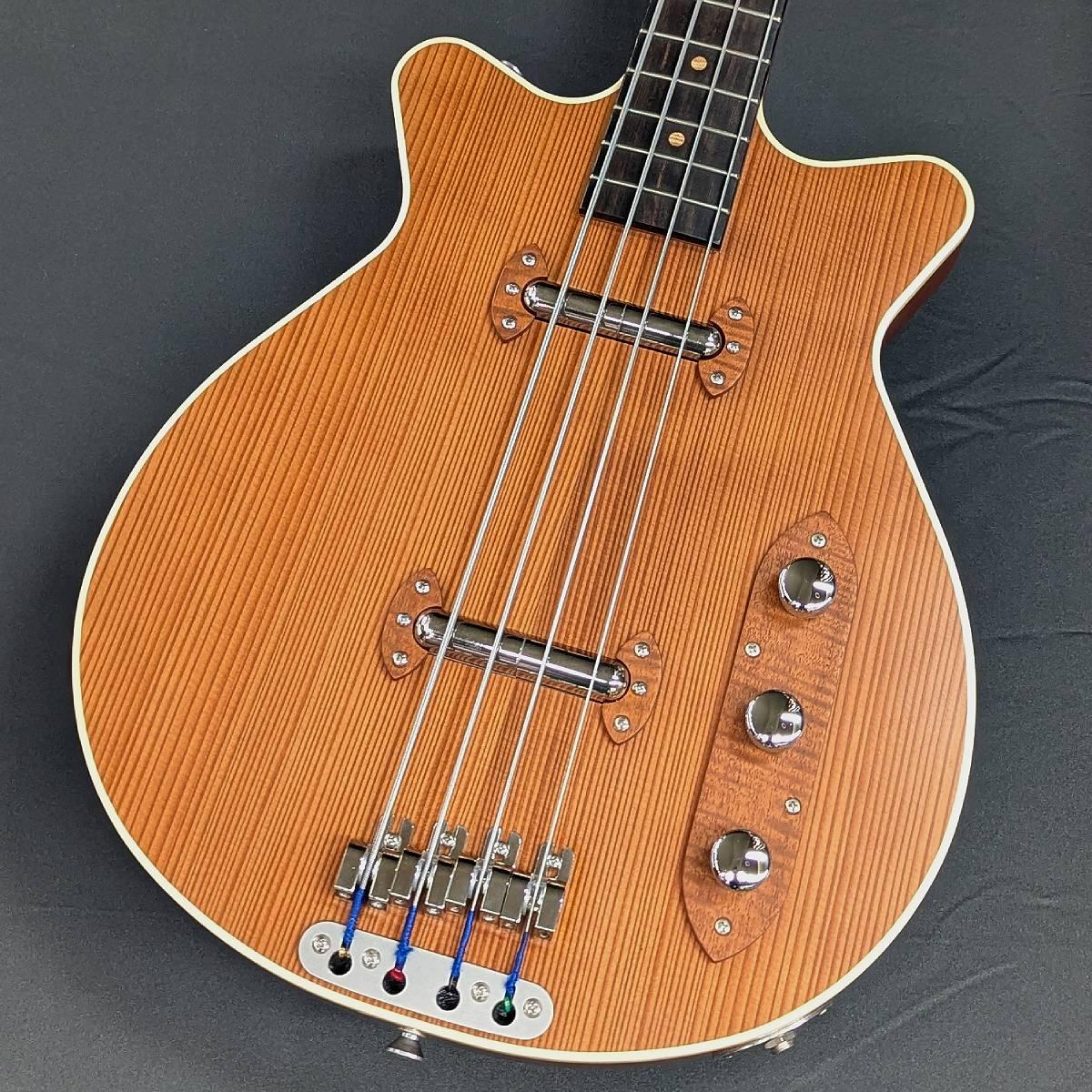 アメリカ・カリフォルニア北部のペタルマにてハンドメイドにて製作される「Grez Guitars」。 ビルダーのBarry Grzebikはデジタル・オーディオの分野で人気の「Apogee」でプロダクト・デザイナーとしてのキャリアを積み、サウ...