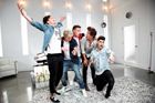 MIDNIGHT MEMORIES （LTD／ULTIMATE DVD SIZE）詳しい納期他、ご注文時はお支払・送料・返品のページをご確認ください発売日2013/11/26ONE DIRECTION / MIDNIGHT MEMORIES...