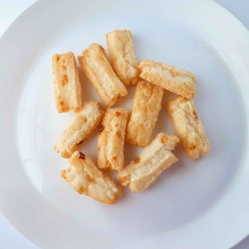 ★当店限定！クーポン祭開催中★ 北陸製菓 カレービーバー 揚げあられ 55g 12袋 北陸 ソウルフード カレー カレー味 あられ おやつ お取り寄せ 菓子 石川 金沢 特産品 名産品 徳用 お買い得 まとめ買い 「カレービーバー」 SI ...