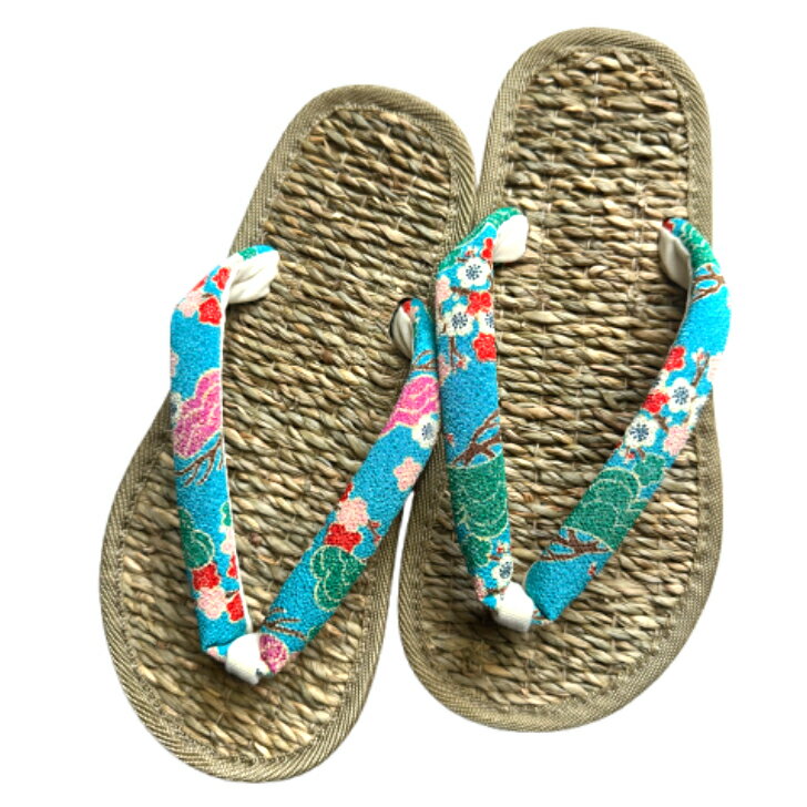 商品情報素材/材質むしろ（い草）/ちりめん/EVAスポンジサイズ/寸法サイズ24.5cmその他商品説明足数限定です。天然むしろ（凸凹素材が足裏を刺激し、ベタつきません）鼻緒はスポンジ入りで柔らかい注意モニター発色の具合により色合いが異なる場...