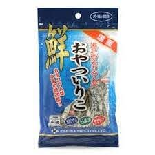 おやつの定番、「いりこ」を原料からこだわり厳選しました。カルシウムは牛乳の約20倍と豊富です。原材料：いわし、食塩。