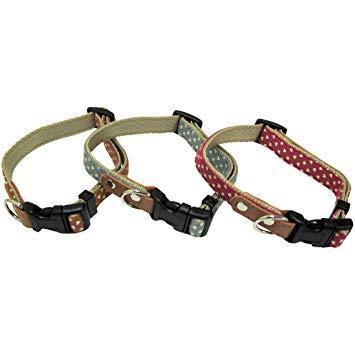 犬用首輪。原材料：ナイロン。幅×奥行×高さ=10×10×140(mm)。プチハート柄の犬具。