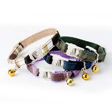 猫用セーフティキャットカラー。原材料：ナイロン。幅×奥行×高さ=10×10×140(mm)。猫用セーフティー首輪。