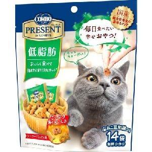 おいしくカラダにやさしい毎日食べたい幸せおやつ！おいしくて脂肪分約10％カットの低脂肪設計。原材料：穀類（トウモロコシ、コーングルテンミール、小麦粉、パン粉）、肉類（チキンミール、牛肉粉、豚肉粉、チキンレバーパウダー）、油脂類（動物性油脂、...
