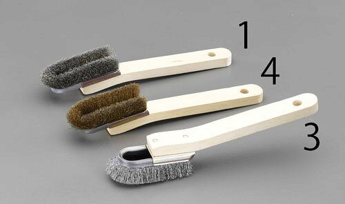 型番EA109KD-3 商品説明●ブラシ材質…ステンレス(φ0.15mm)●ハンドル材質…木材●全長…225mm●ブラシサイズ…45×80mm●行数…2行●先端…曲●毛丈…約15mm●線径…0.15mm●重量…94g ★注意事項★商品画像に...