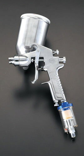 型番EA121A-1 商品説明●使用圧力…0.29MPa●吐出し空気量…165L/min●ノズル径…1.5mm●取付ねじ…G(PF)1/4”●カップ容量…400ml●使用コンプレッサー…0.75kw●重量…700g●付属品…フィルター（EA...