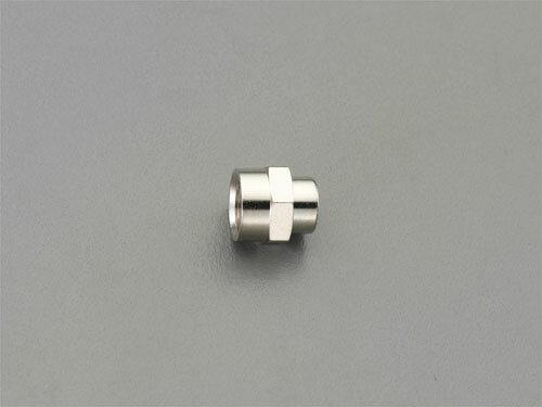 型番EA141CE-46 商品説明●材質…真鍮（ニッケルメッキ）●最高使用圧力…0.8MPa●ねじ径…G（PF）1/2”×G（PF）3/4”●ねじ有効長…15×17mm●六角対辺…32mm●全長…30mm●重量…約107g ★注意事項★商品...