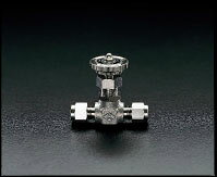 型番EA425CB-8 商品説明●材質…SUS316●使用流体…空気・水・油●使用圧力…0〜2MPa●使用温度…−10〜100℃(凍結なきこと)●チューブ外径…8mm ★注意事項★商品画像に複数商品が載っており、番号やアルファベットが記載さ...