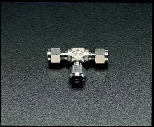 型番EA425CJ-10 商品説明●材質…SUS316●使用温度…−196〜600℃●適用パイプ外径…10mm●樹脂製チューブ使用時は、インサートリングが別途必要となります。●使用圧力はチューブ使用圧力に準拠する。 ★注意事項★商品画像に複...