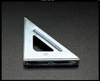 型番EA440AA-20 商品説明●メーカー…アカギ●型番…A10655-0024●サイズ…200×200×30mm●厚み…3.2mm●穴数…3×3●穴サイズ…11×55(L)mm●材質…スチール(ユニクロメッキ)●使用ボルト…W3/8”●...