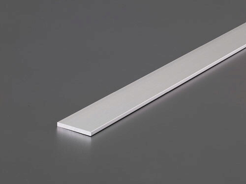 型番EA440HF-3C 商品説明●材質…アルミニウム●サイズ(A×t)mm…30×3●入数…10●表面はシルバーアルマイト処理されています。●全長(m)…1 ★注意事項★商品画像に複数商品が載っており、番号やアルファベットが記載されている...