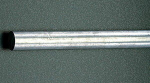 型番EA441CA-28 商品説明●全長…300mm●径…28mm●JIS規格…G4303●耐食性・耐熱性に適しています。 ★注意事項★商品画像に複数商品が載っており、番号やアルファベットが記載されている商品がございます。その場合は、「商品...
