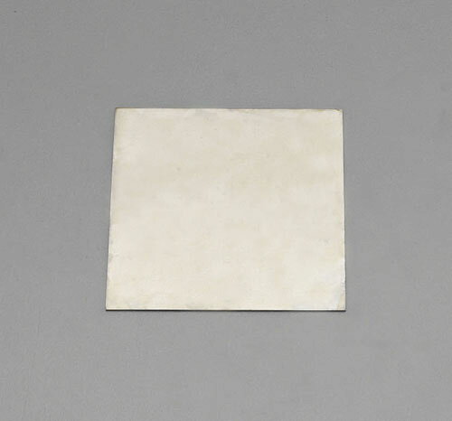 型番EA441VG-232 商品説明●材質…鉄●サイズ(長×幅×厚)…300×300×2.3mm●重量…約1.625kg●入数は1枚入りです。 ★注意事項★商品画像に複数商品が載っており、番号やアルファベットが記載されている商品がございます...
